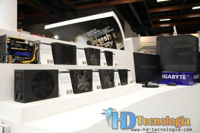 El presidente de Taiwan visita el Stand de Gigabyte en Computex 2012