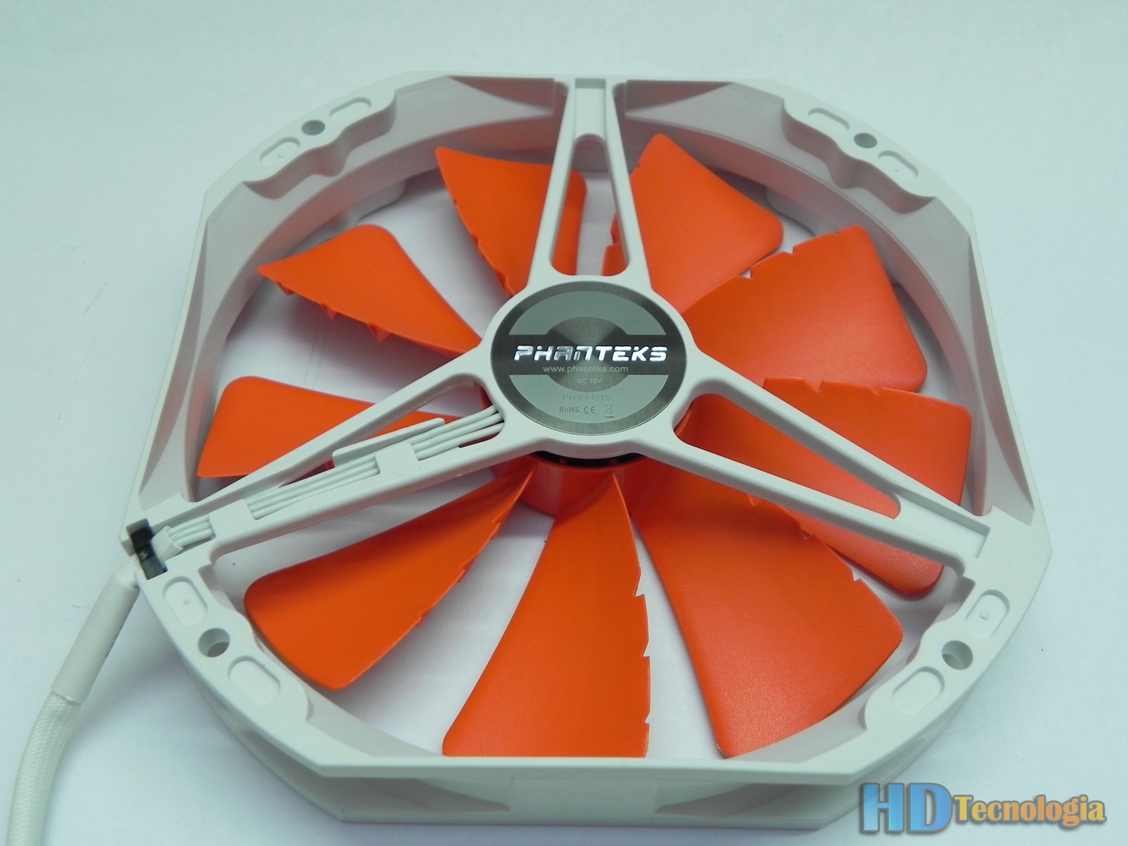 Review Phanteks PH-TC14PE