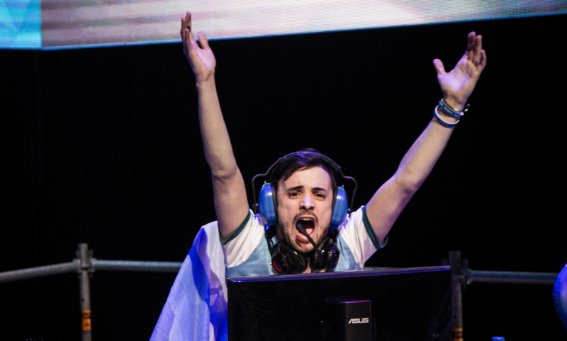 Jony Boy deja No Tenemos Nada por una nueva propuesta internacional