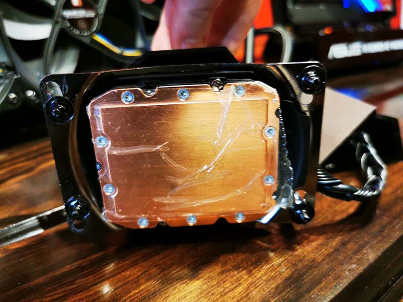 Asus muestra su AIO para Threadripper 3000, con radiador de 420mm - CES ...