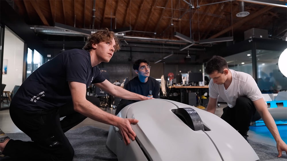 Alienware crea el teclado y mouse más grande del mundo construido con ...