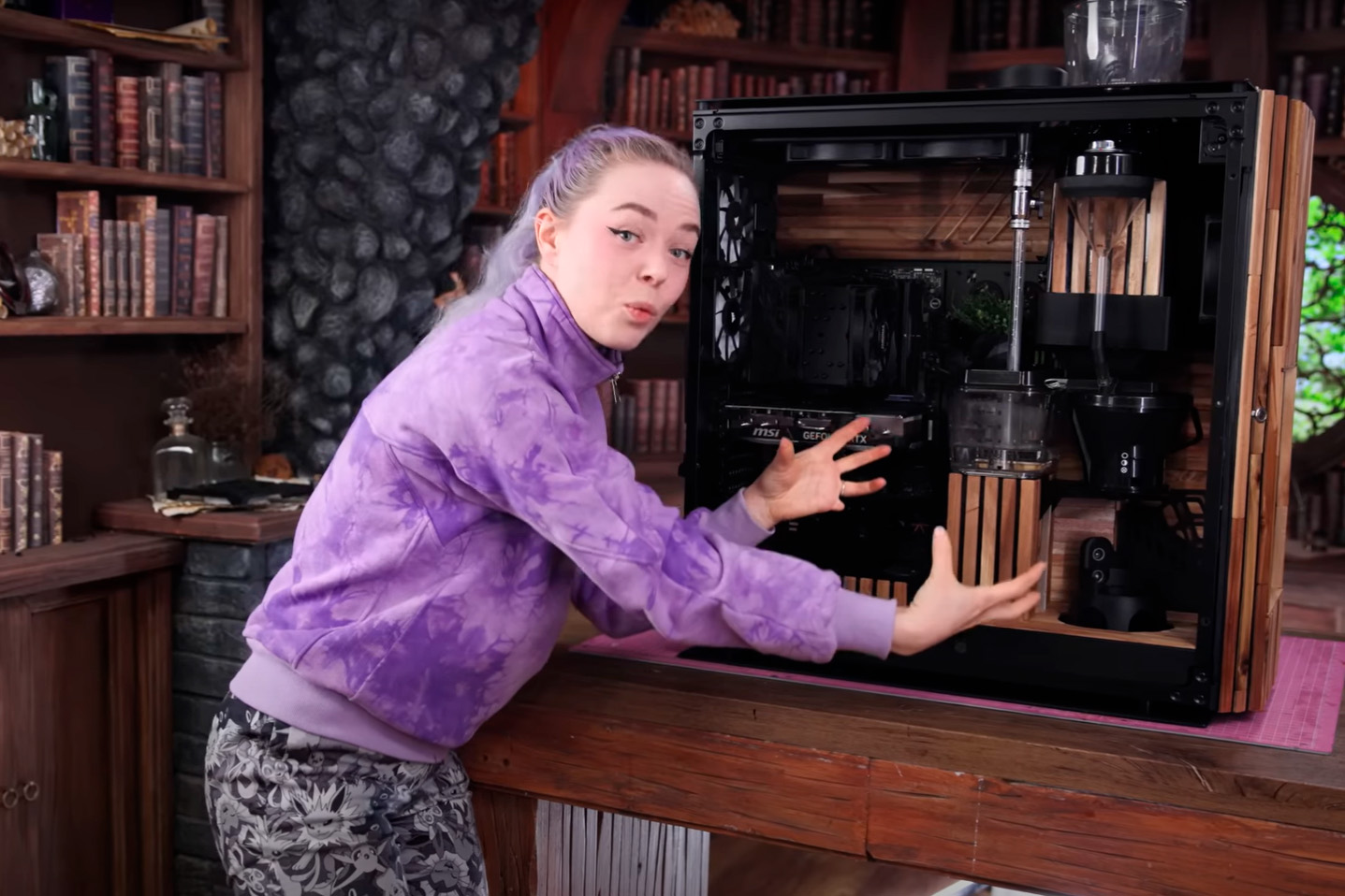 Una locura: Modders construyen una PC con una máquina de café incorporada