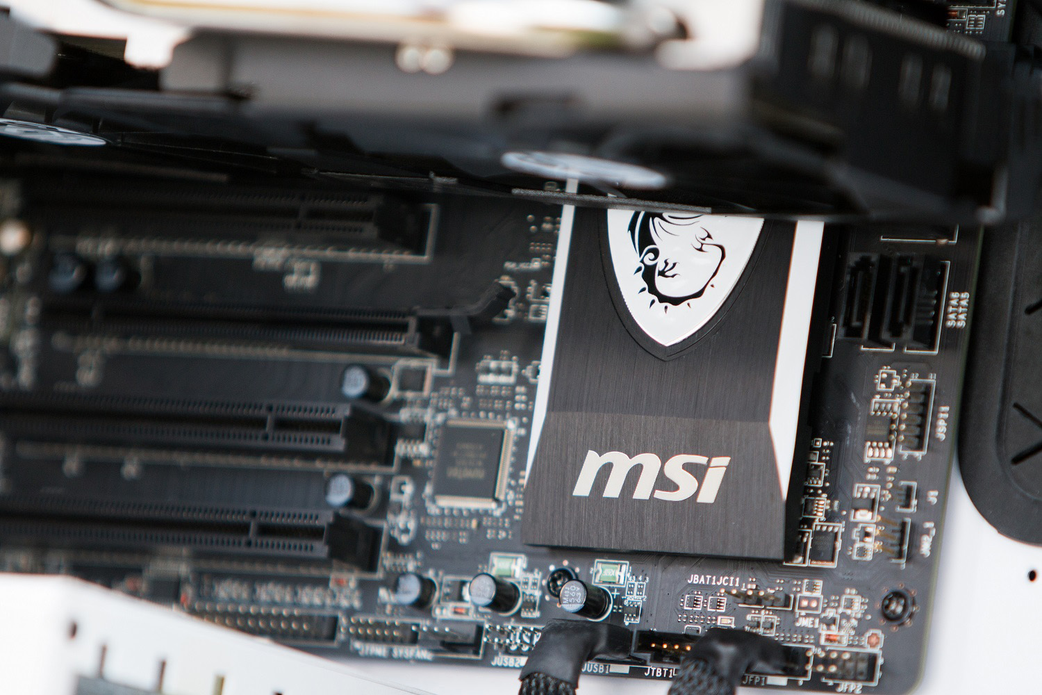 MSI lanzará una actualización de BIOS en agosto para solucionar la ...