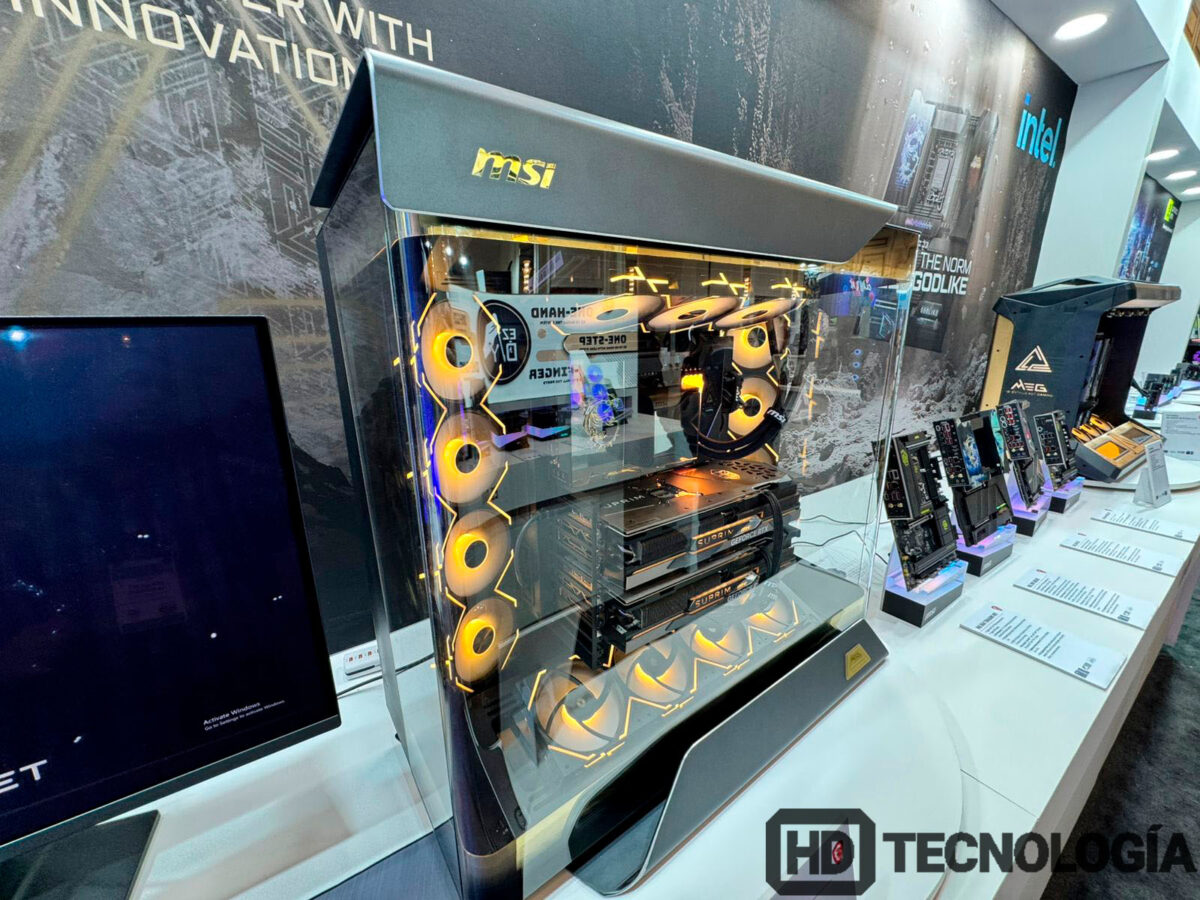 MSI revela el espectacular gabinete MEG MAESTRO 900L PZ de alta gama - CES 2025