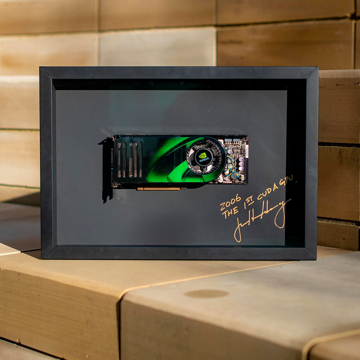 NVIDIA regala una GeForce 256 y otras GPU retro firmadas por su ...