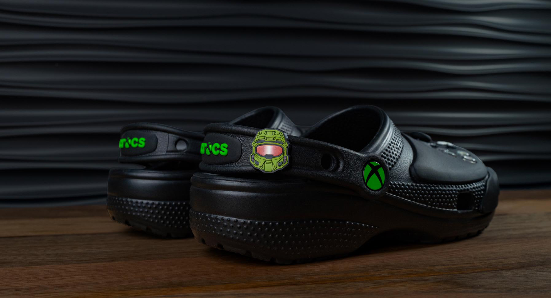 Microsoft lanza Crocs de edición limitada inspiradas en Xbox